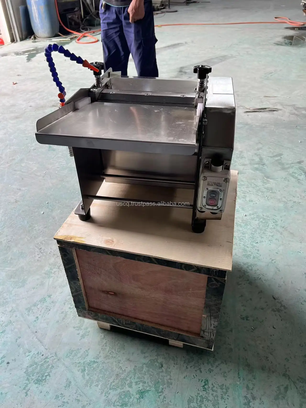 Fish Peeling Machine Tuna Skin Removing Machine Fish Peeling Machine ...