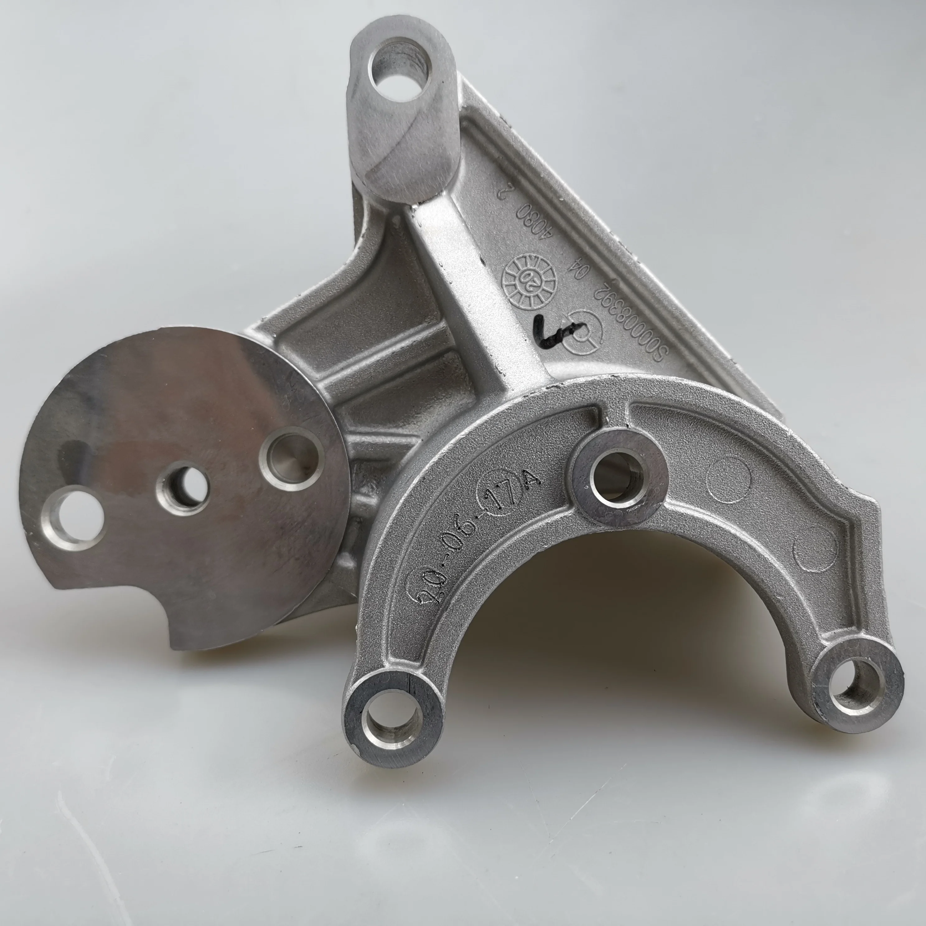 SAIC MAXUS T60 Power Steering Pump Bracket C00093509 - New High ...