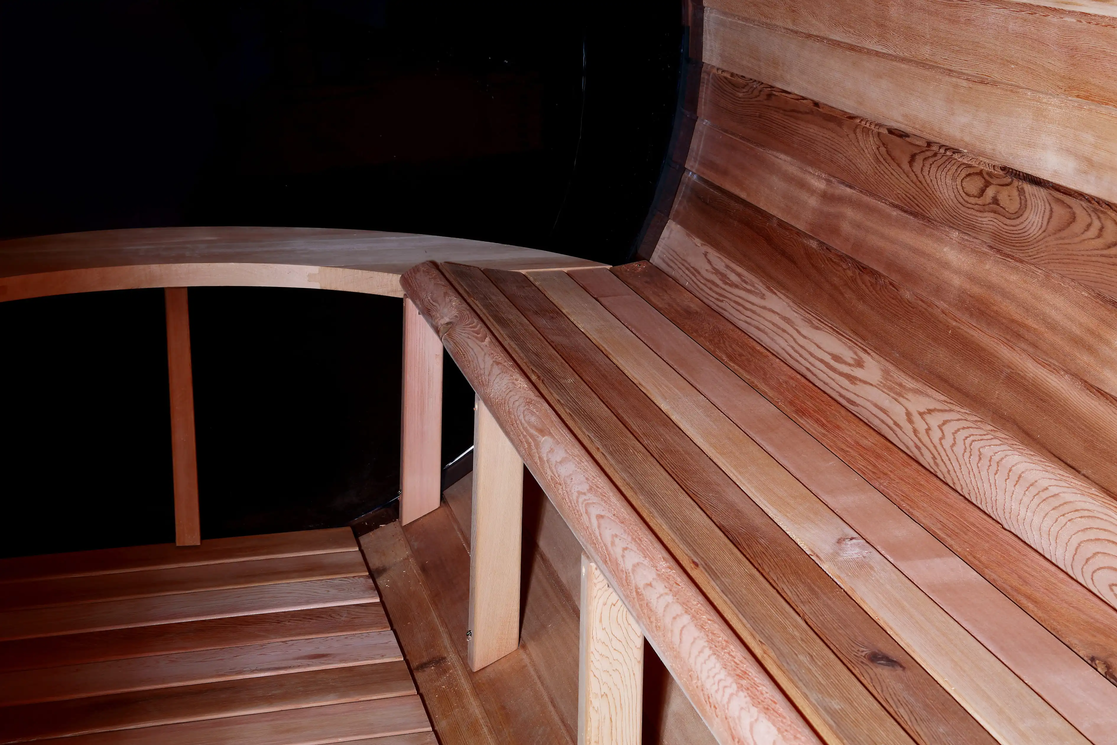 Traditional Saunas Barrel Sauna Room with Panoramic Glass