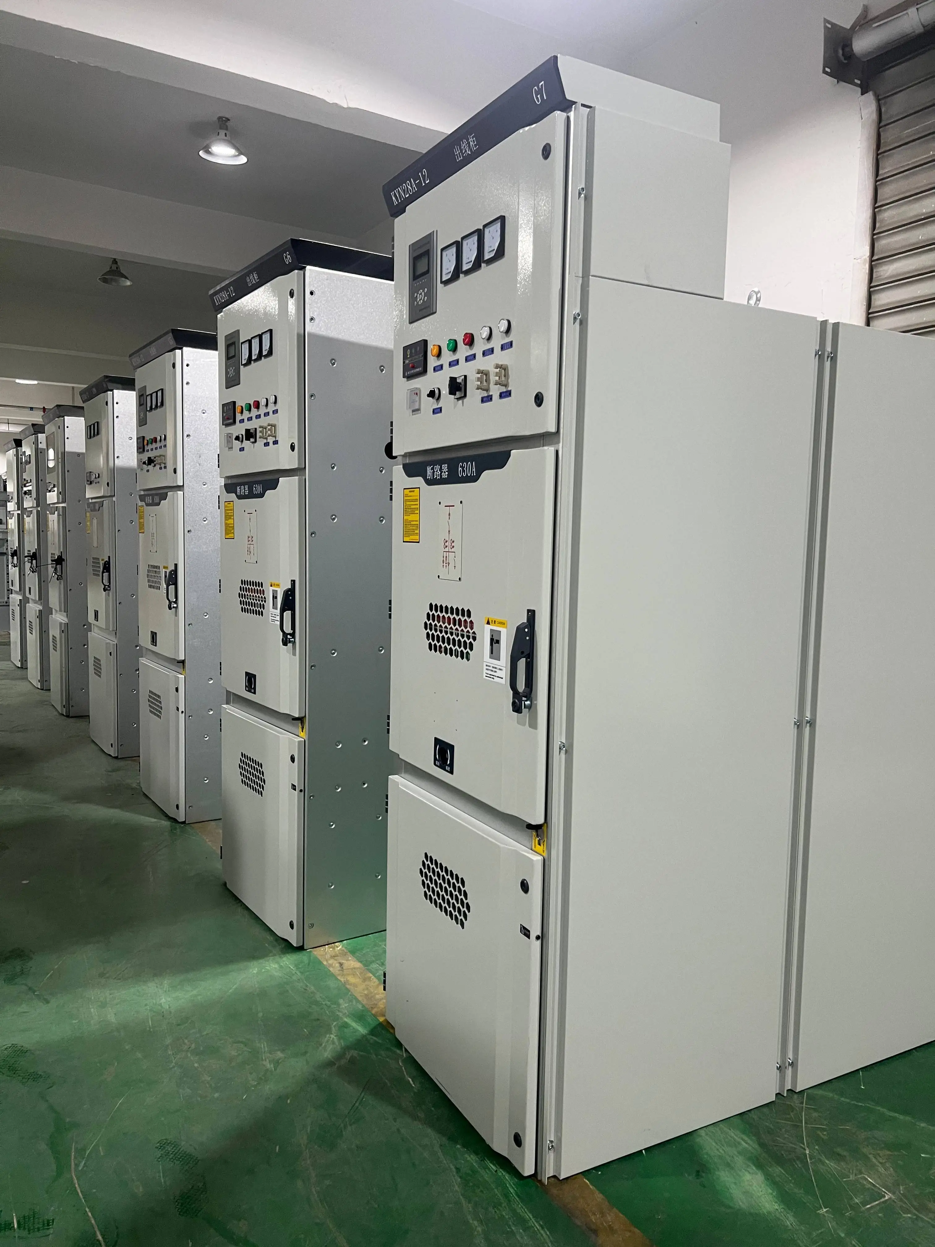 High Voltage Vcb Switchgear 11kv Kyn18-12 Distribution Panel Box - Buy ...