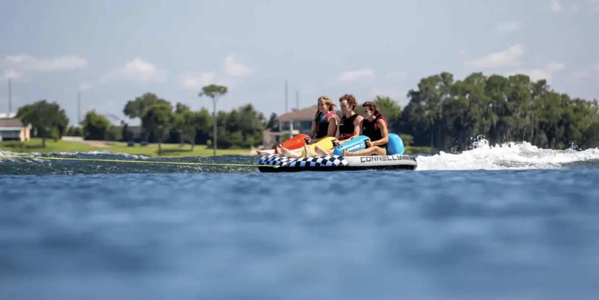 Inflatable Water Park Towable Tube Inflatable Motorboat Scooter Water ...