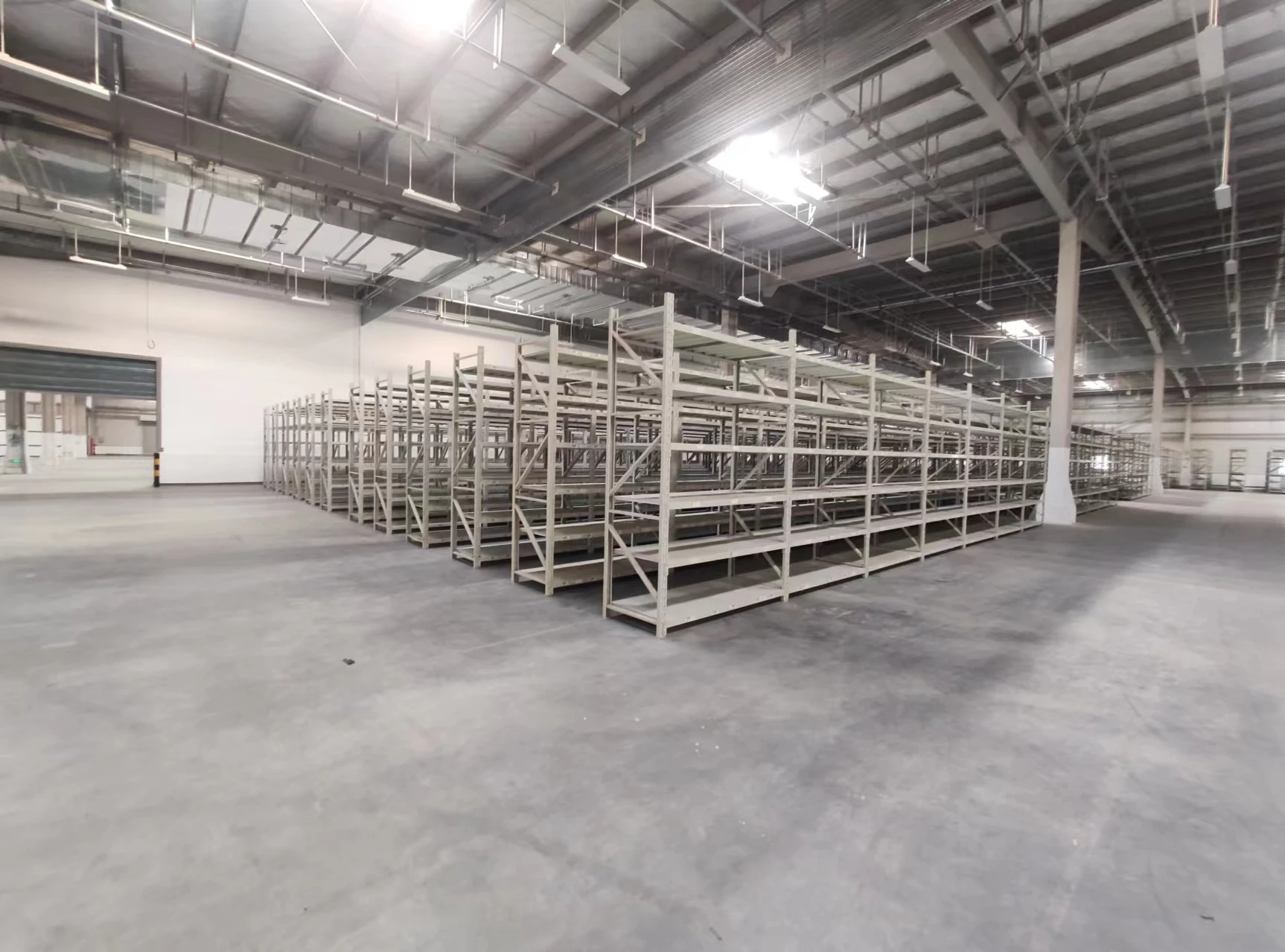 Wholesale Medium Sized Warehouse Stacking Racks And Shelves Lightweight