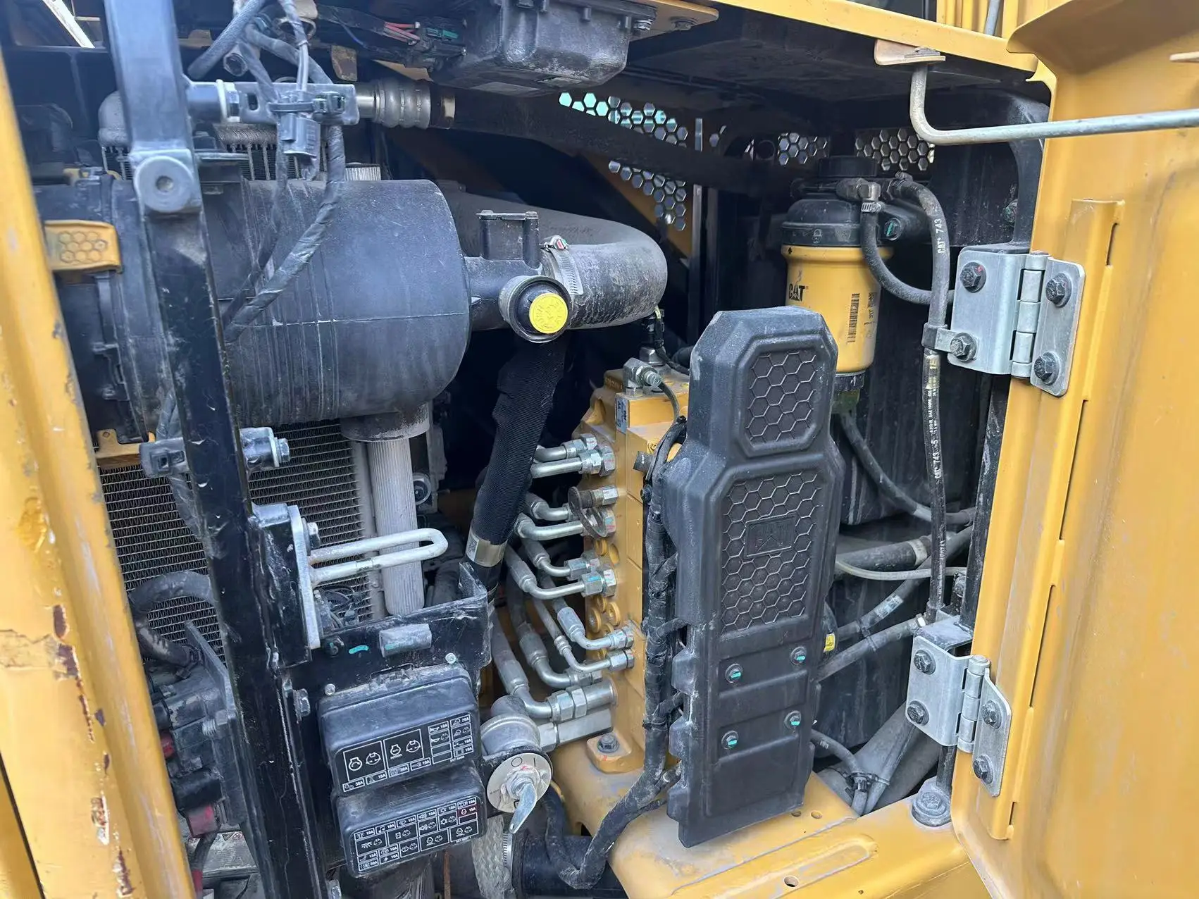 25 Ton Hydraulic Crawler Excavator Cat 325d 312d 313c 320d 330d Used ...