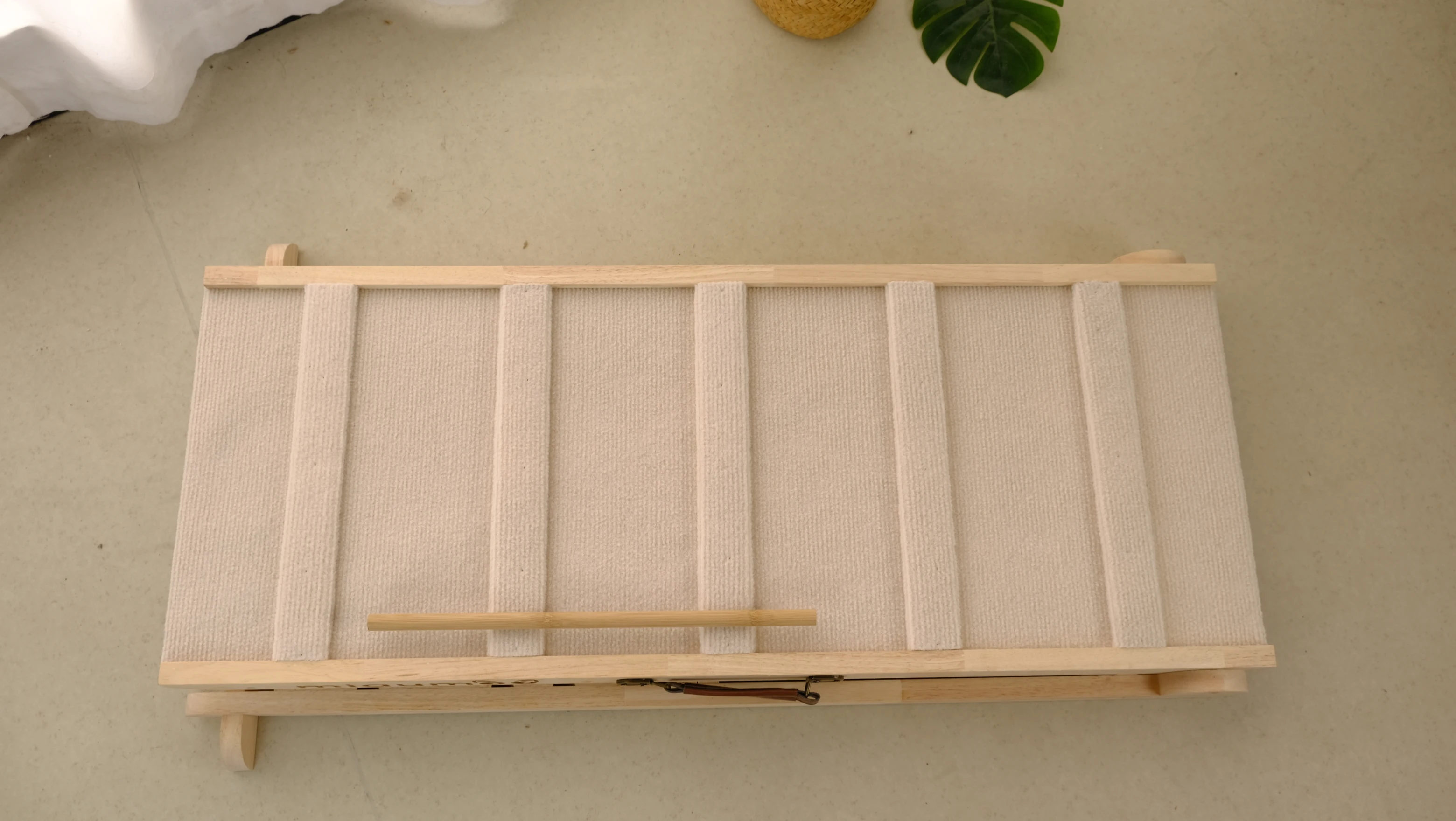 Wooden Dog Ramp - Collapsible & Durable for Easy Access