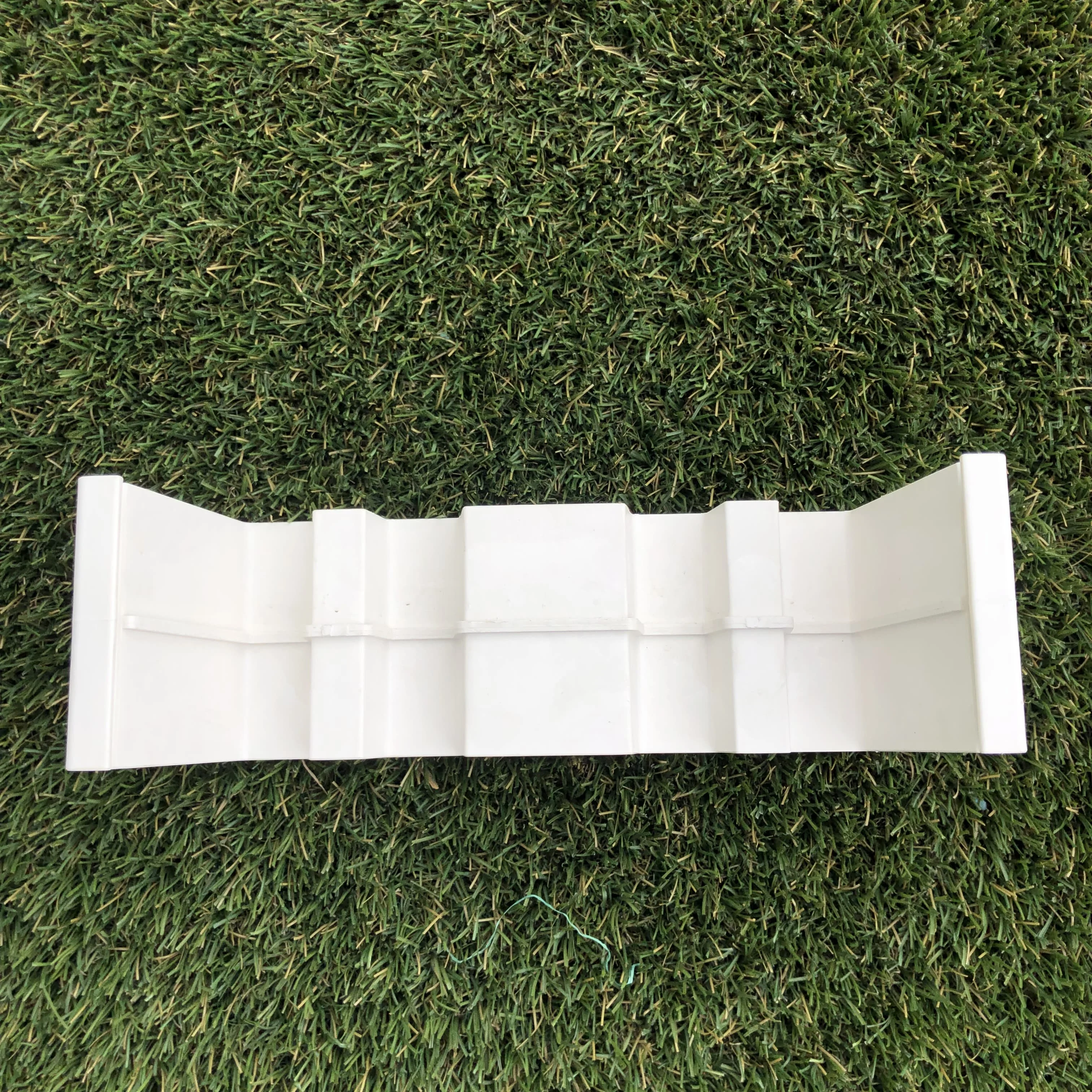 Hydroponic Grow Troughs From Rain Gutter For Strawberry With Grow Bag ...