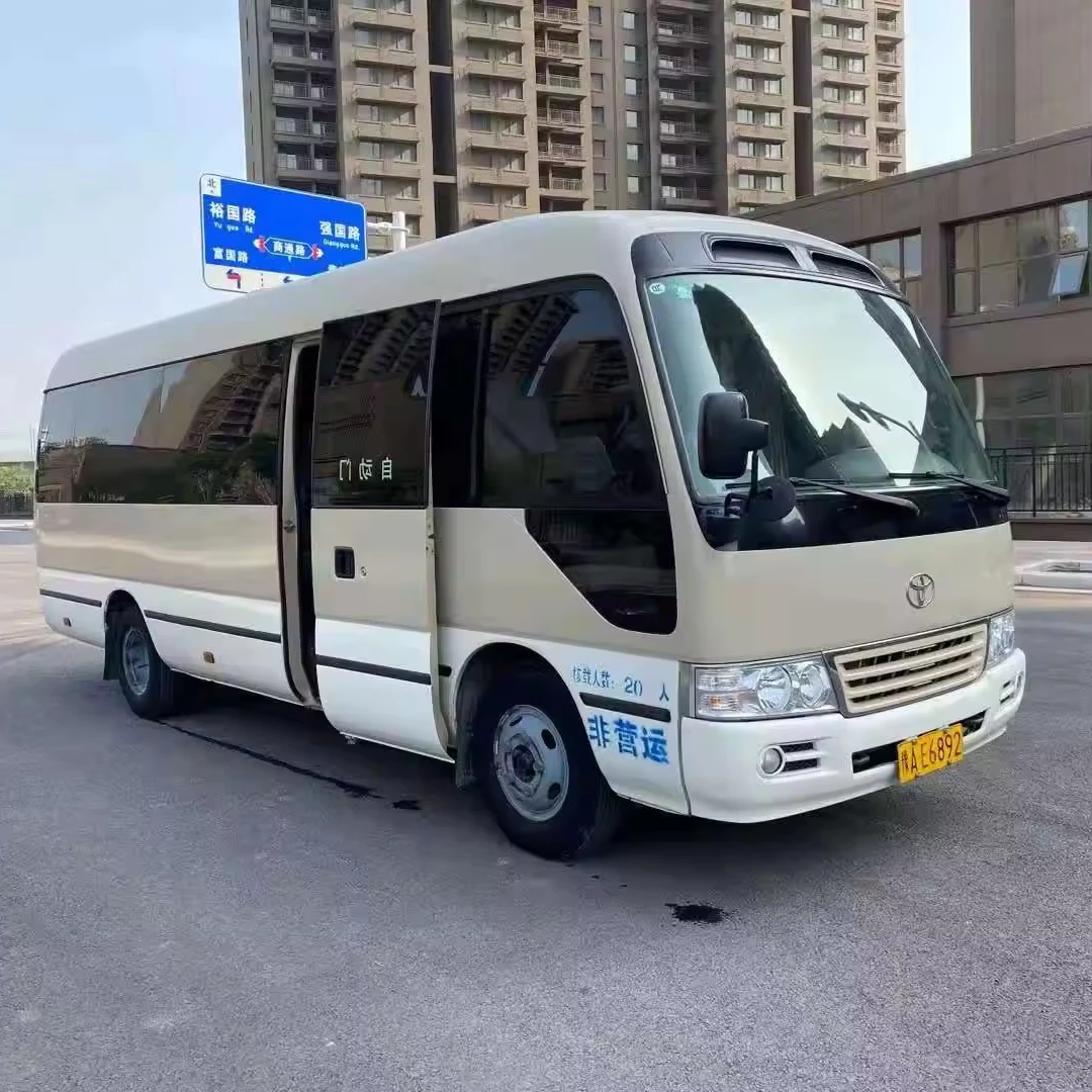 Used Coach Cummins Engine Bus 28 Seats Luxury Front-Engine Diesel Lhd ...