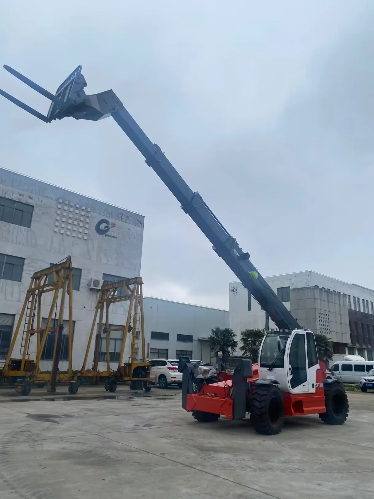 New 3-Ton Telescopic Forklift with 3-Stage Mast Powered Pallet Truck ...