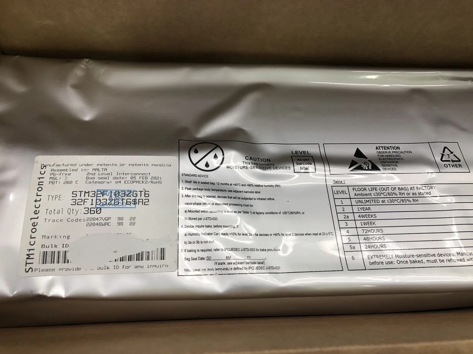 STPS5L60 STPS5 BTA12-600BWRG BTA12 BTA12-600SWRG BTA12 Brand new ...