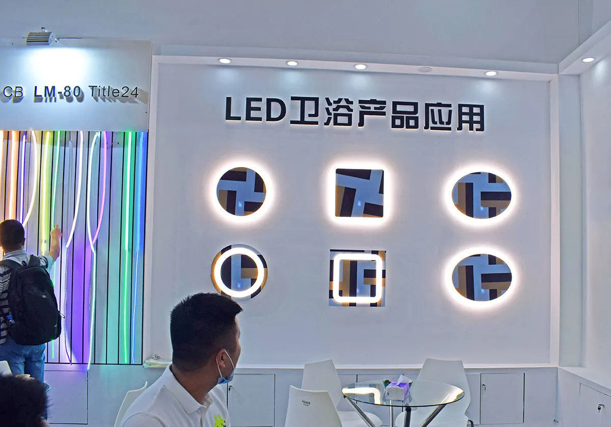 High Quality Factory Price High Lumens Ce Ul Rohs 5m 2700k Smart Rgb ...