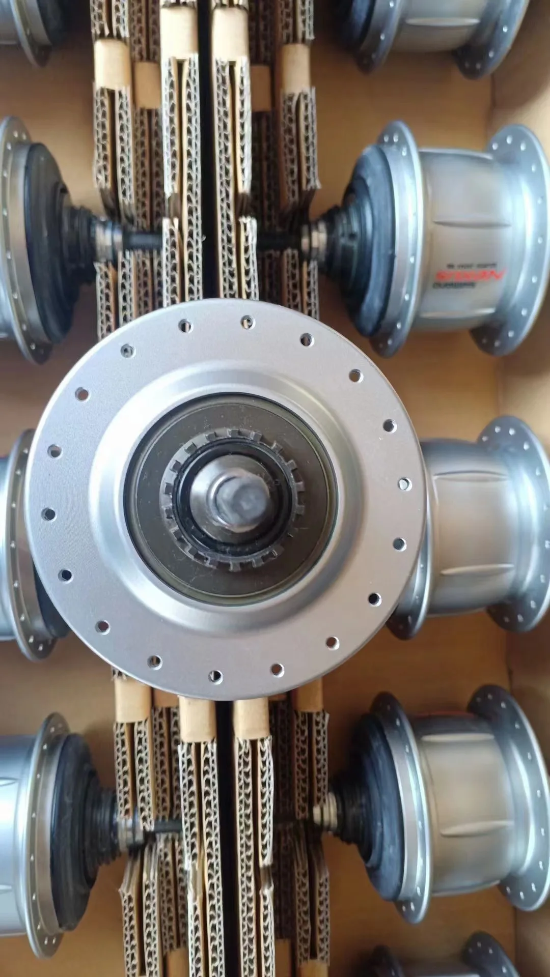 Shimano SG-8R20 Internal 8 Speed Gear - High-Quality Hub