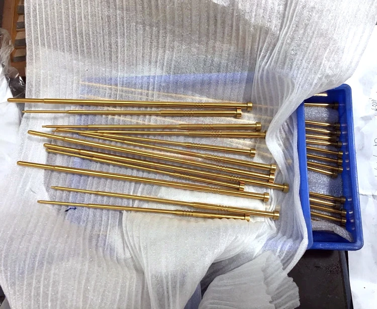 Hot Runner Mold, Valve Needle Valve Sleeve, Sealing Needle Insertion ...