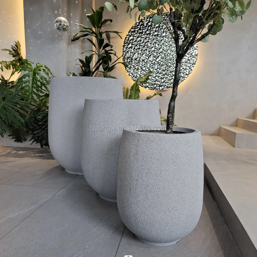 Wholesale Light Weight Fiberglass Flower Pots & Planters