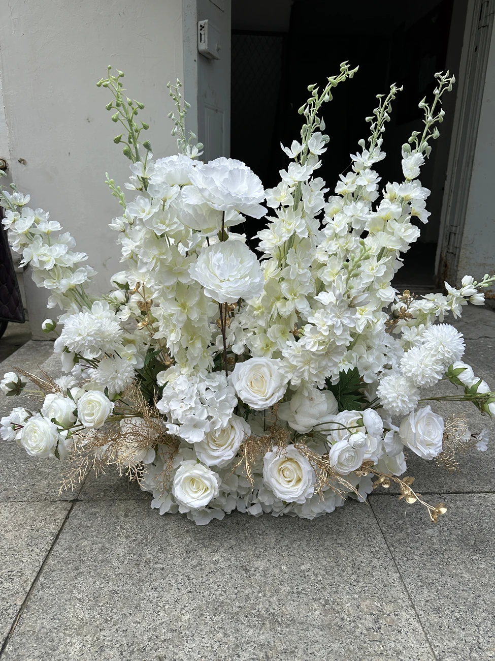 IFG Artificial Flower Floor Runners - Elegant Wedding Decor