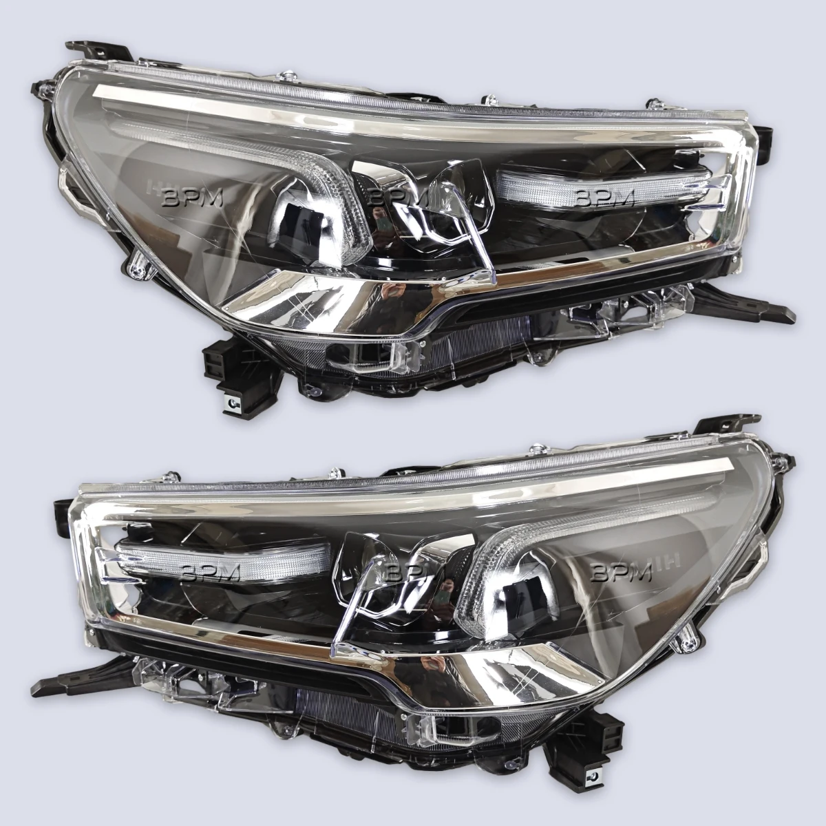 For TOYOTA HILUX REVO ROCCO 2020 GD6 FRONT HEAD LAMP HEADLIGHT LED R ...