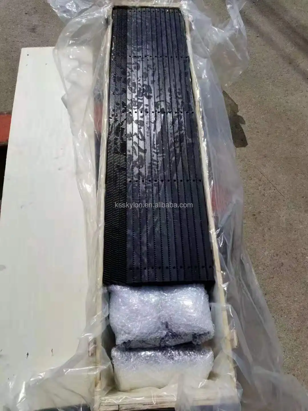 High Precision Din6 M1.5 15*15m*1000mm Grinding Helical Gear Rack And ...