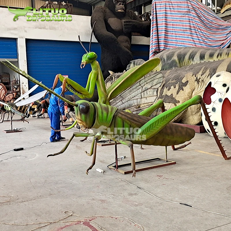 Insect Park Big Robotic Insect Model of Grasshopper