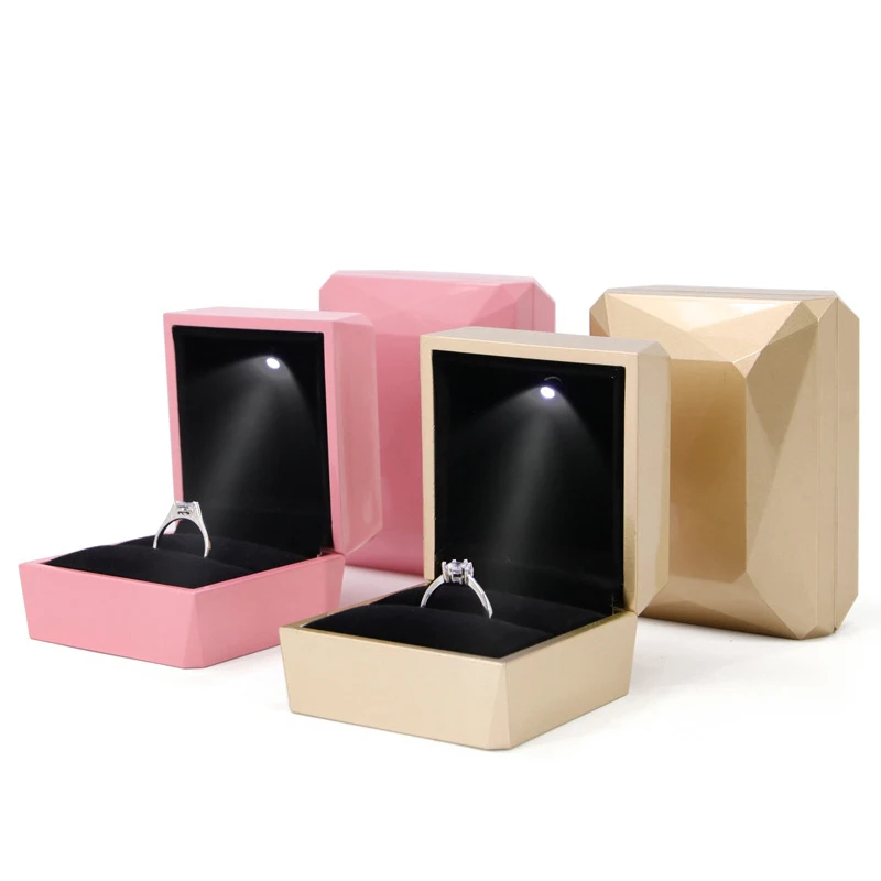 Luxury Custom Ring Jade Pendant Packing Led Light Leather Jewelry Ring ...