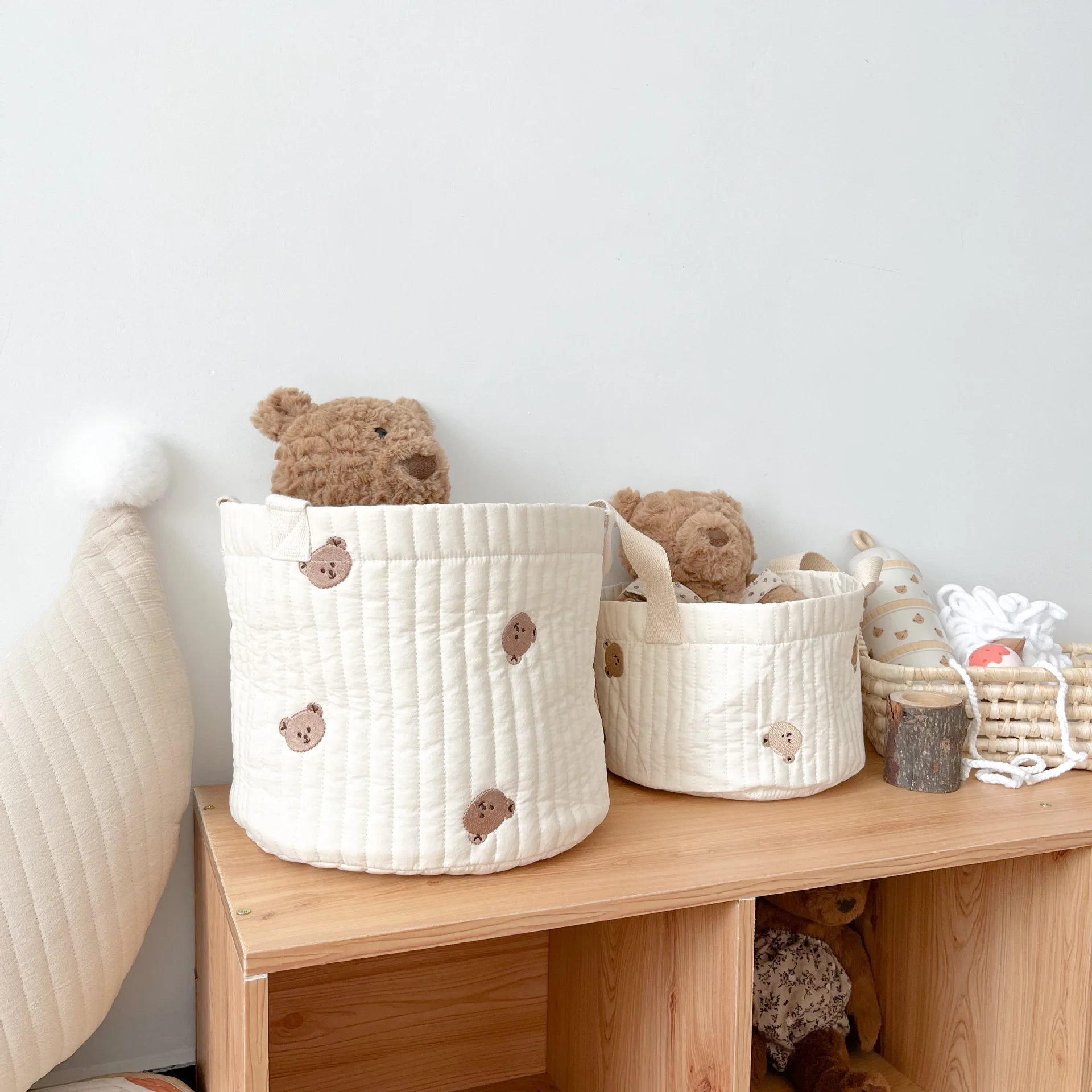 2022 New Baby Storage Basket Quilted Fabric High Value Storage Basket Gift Cute Toy Storage Bucket Finishing basket