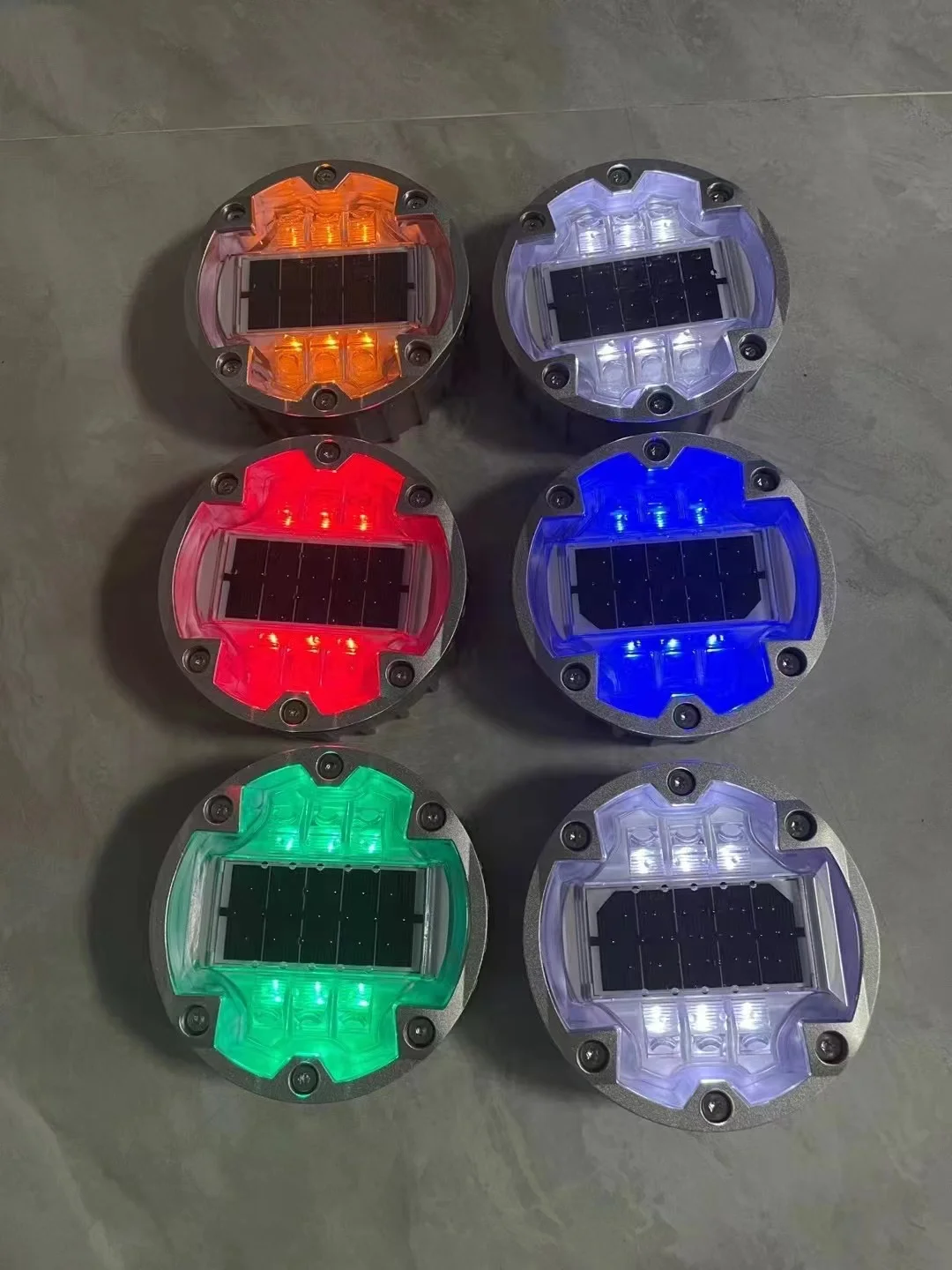 Solar Powered Panel Circular Led Cat Eyes Light Solar Cell LED Embedded ...