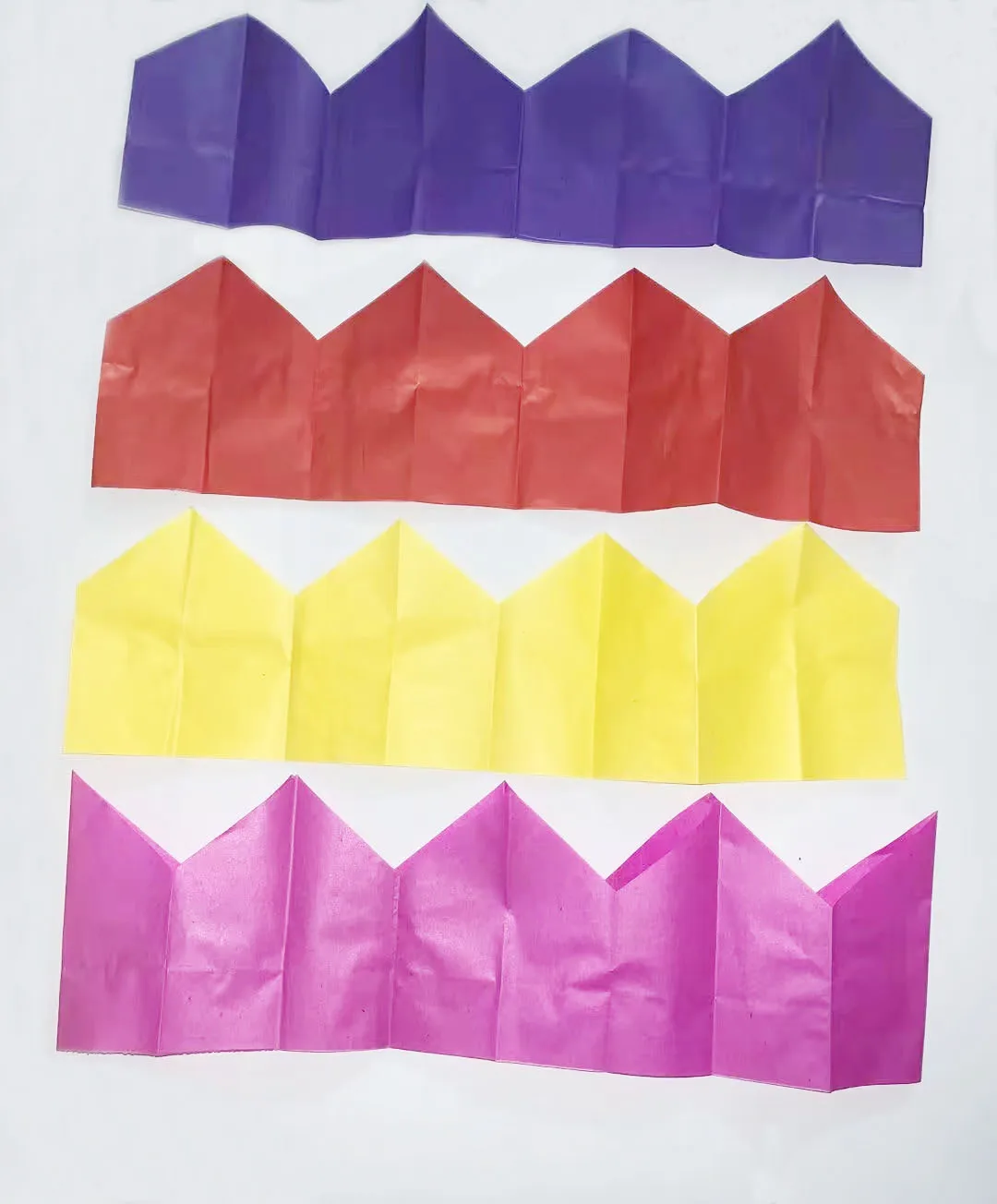 Christmas Cracker Paper Hat Party Decorations & Joke Candy