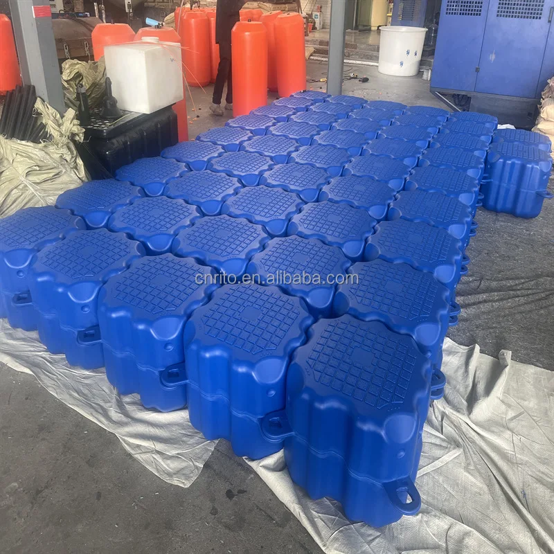 Plastic Floating Docks - Modular HDPE Cubes for Water Sports