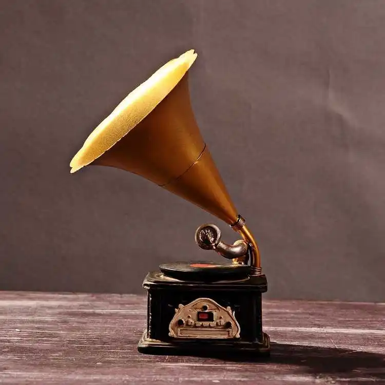 Vintage Nostalgic Old Style Phonograph Vinyl Record Player Model Bar ...