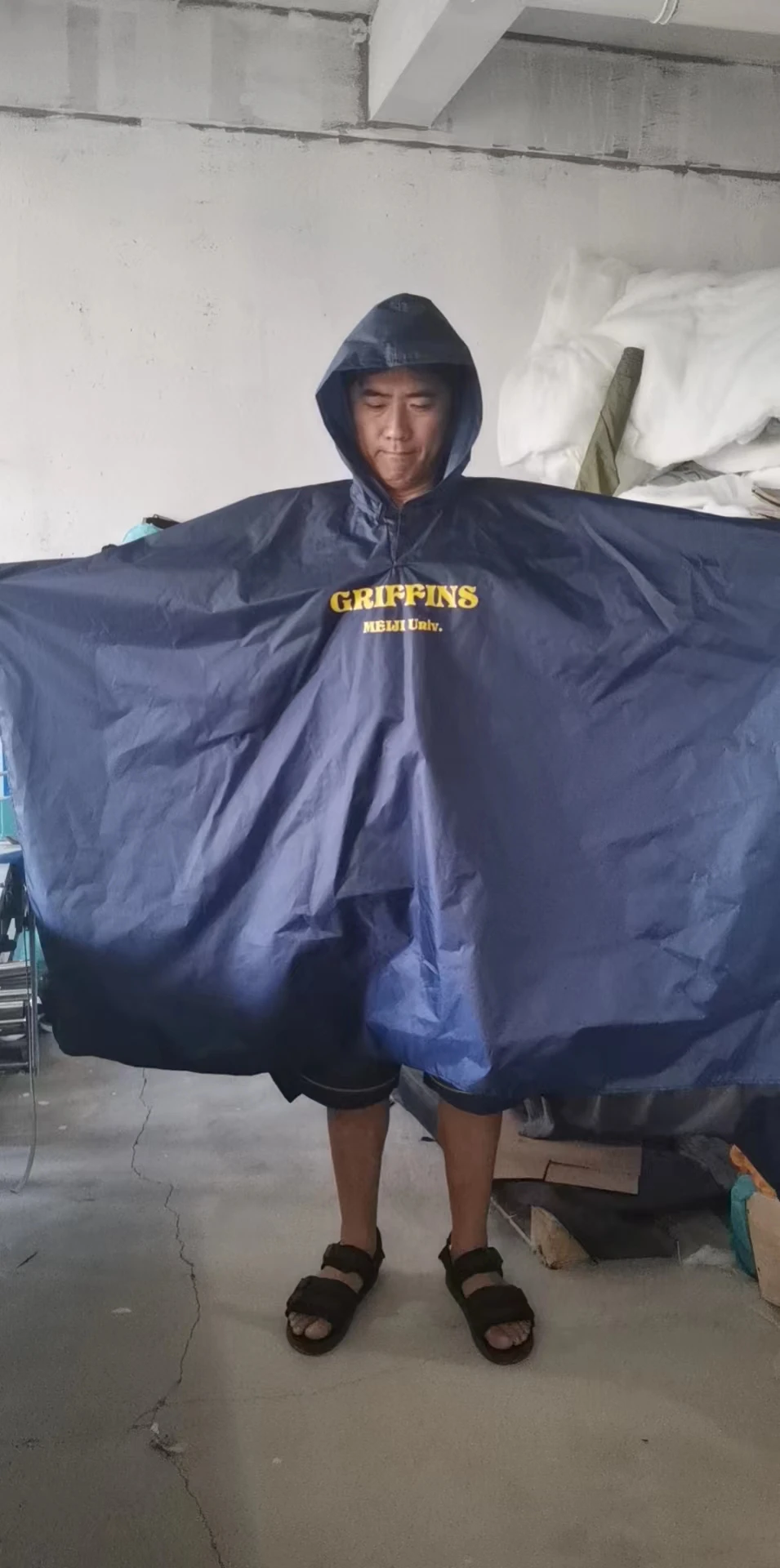 Woqi Promotional Single Use Poncho Raincoat Big Size Zipper Seam ...