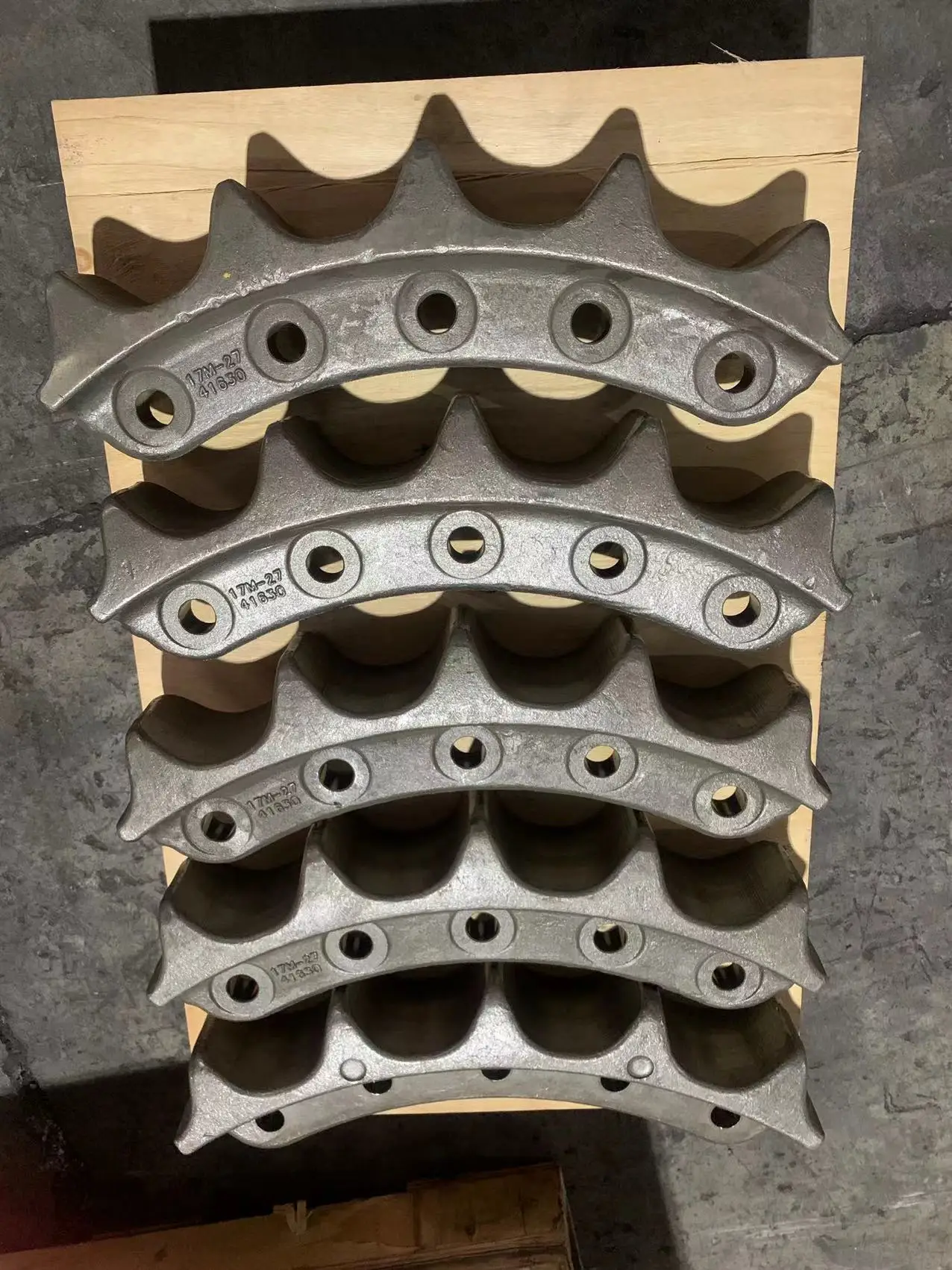 SW Bucket Teeth Forged Bucket Teeth CAT320 RC CAT320TL 1U3352| Alibaba.com