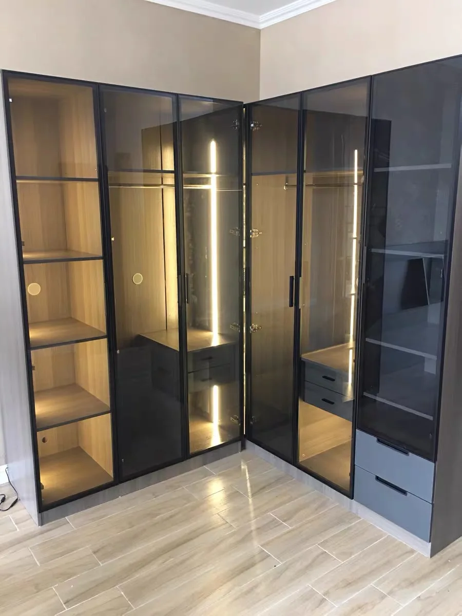 Luxury Modern Walk in Closet Cabinet - Storage & Style