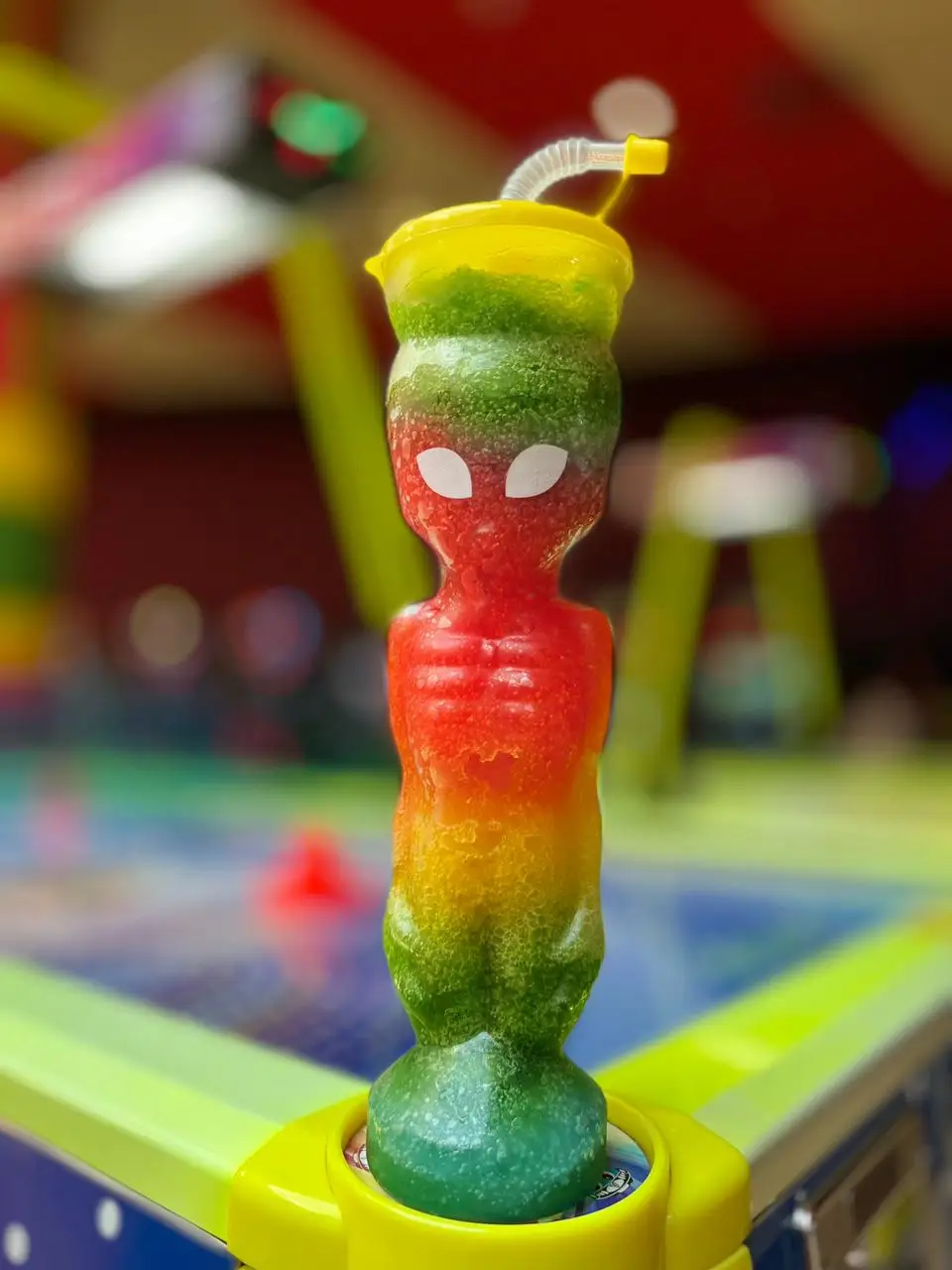 850ml Plastic Alien Party Cup - Customized Fun & Sustainability