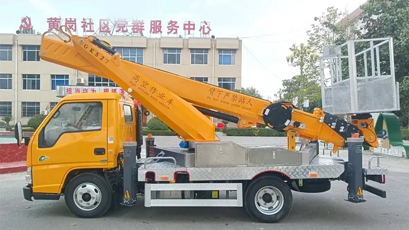 27m Telescopic Aerial Work Platform Truck Hydraulic Aerial Cage High ...
