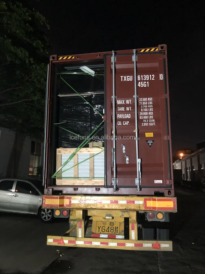 6 Player Prize Cube Crane Carousel Crane Claw Machine for Entertainment