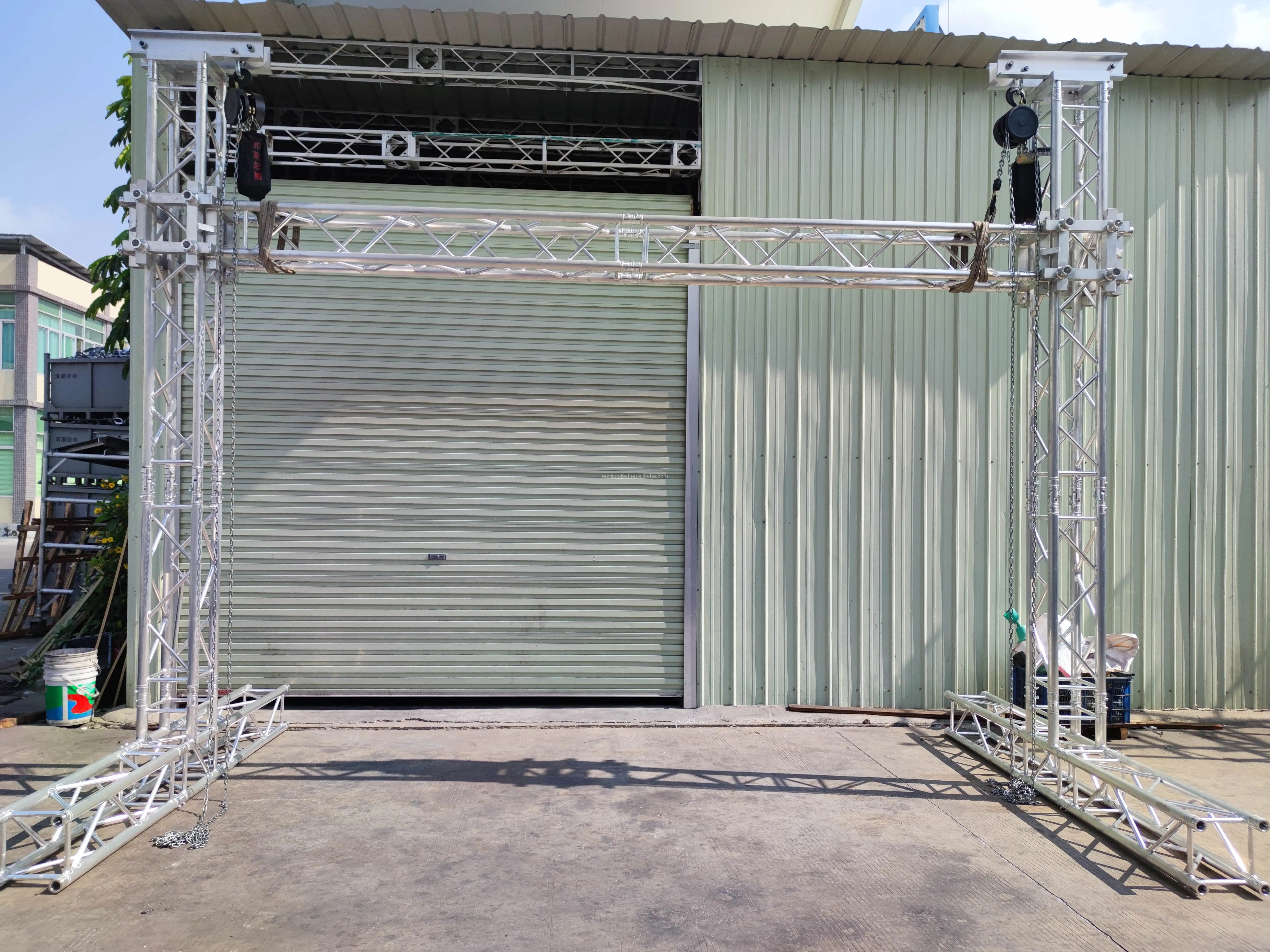Spigot Goal Post Truss System With Base for Hanging Led Displays Stage ...