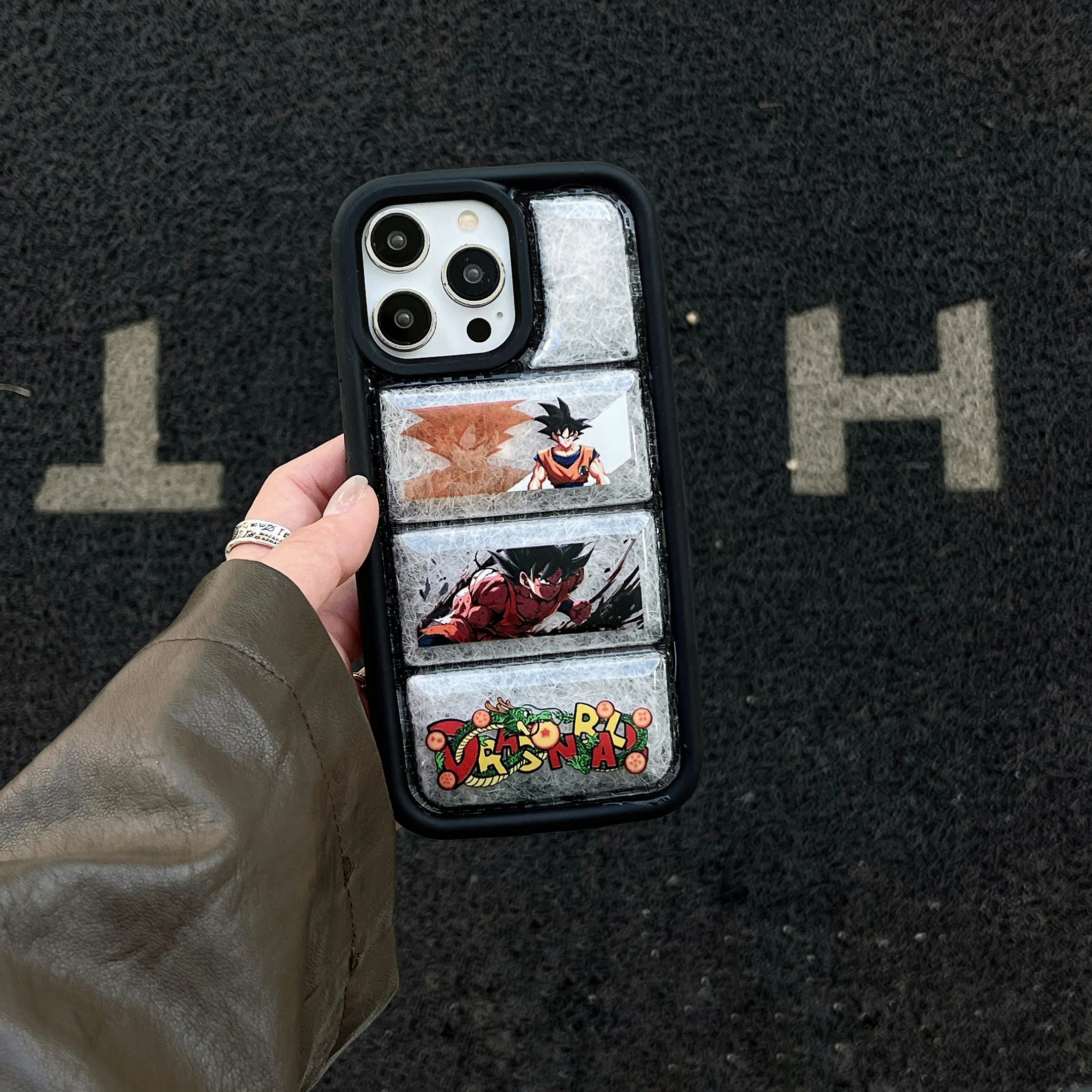 Elegant Goku Dragon Ball White Black Face Down Jackets Carton Bubble ...