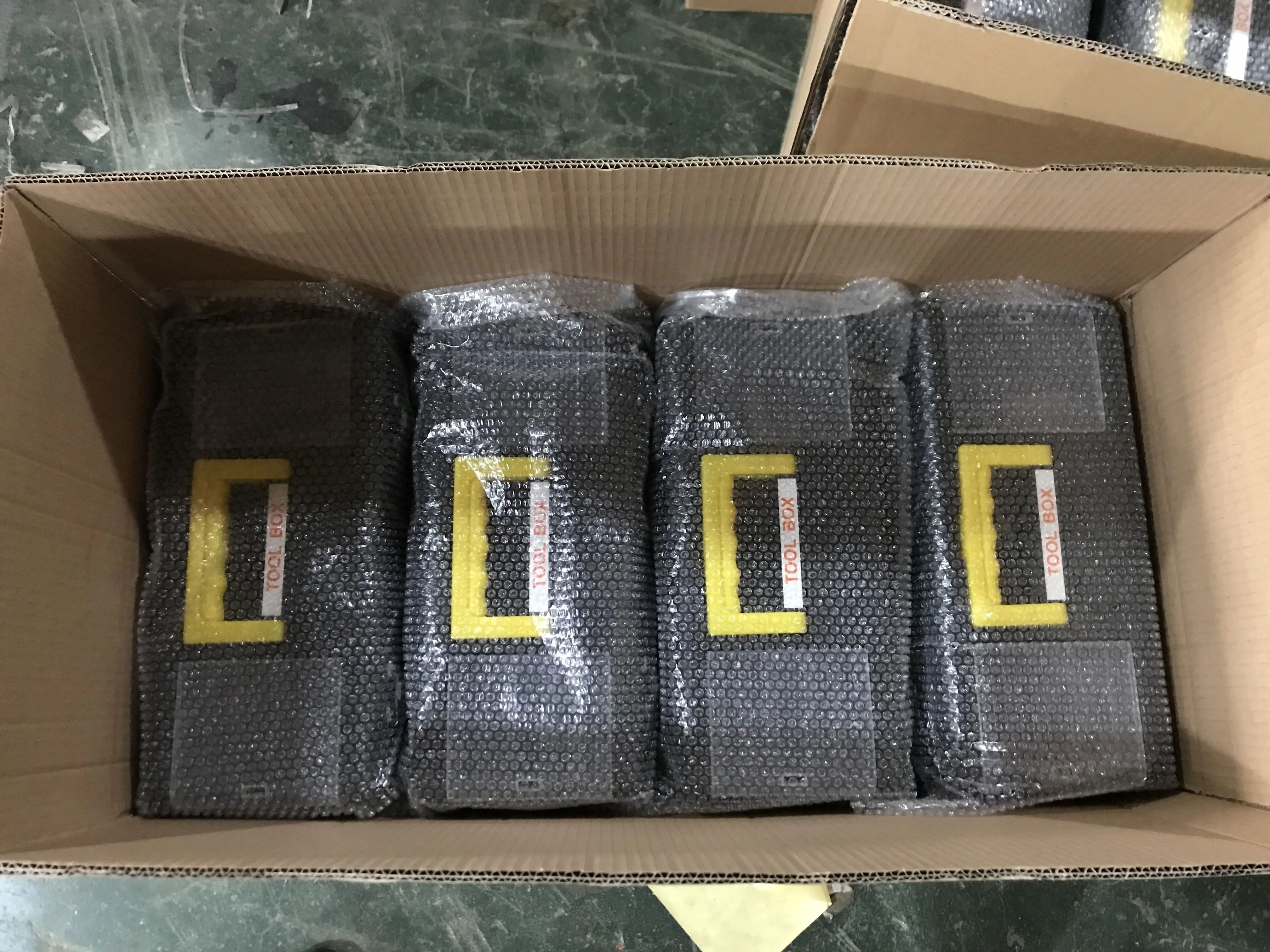 Household 15 Inch Plastic Tool Box With Removable Tray And Storage ...