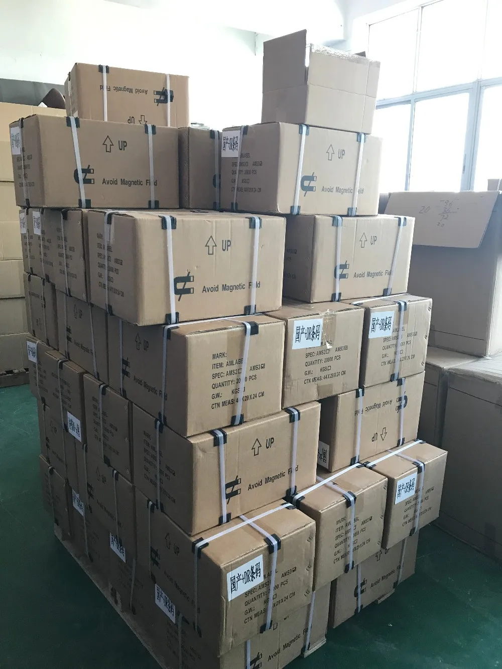 Red Stop Lock 6mm 5mm 4mm Retail Store Anti Theft Display Security Slat ...