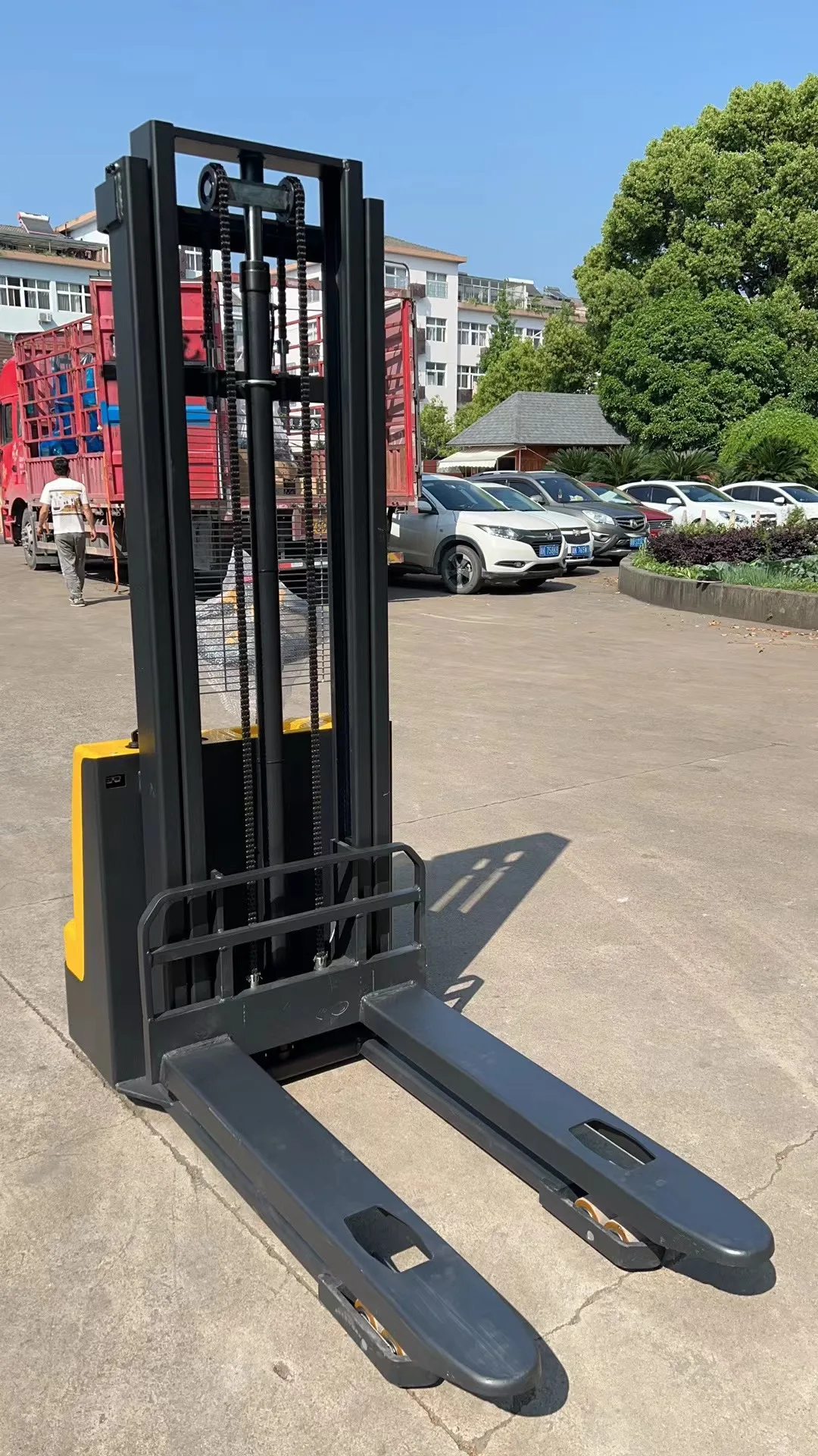 Everlift Electric Pallet Stacker 1.2ton Pallet Stacker Electric ...