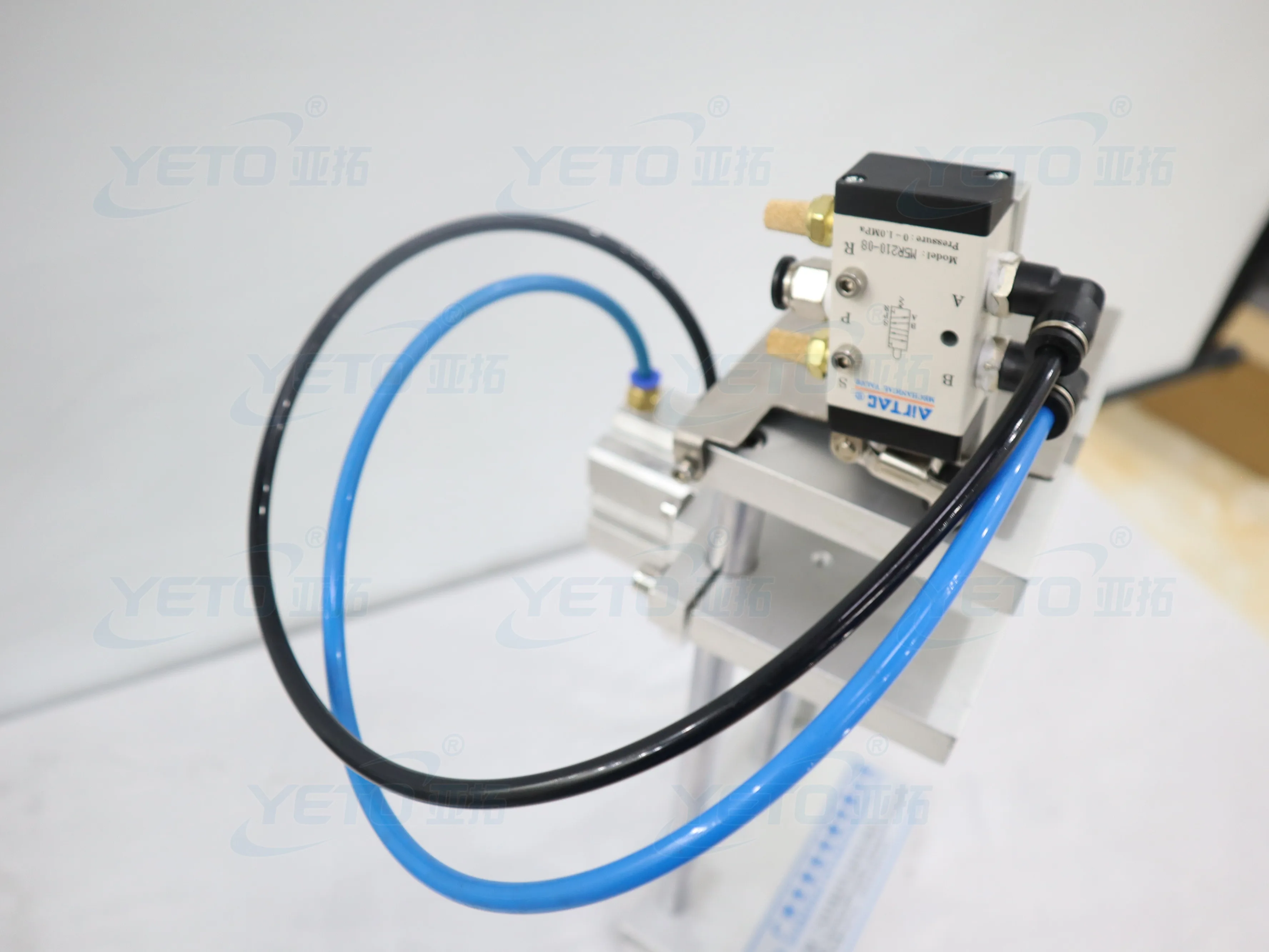 Yeto Perfume Spray Pump Dip Tube Cutting Machine V Shape Plastic Tube ...