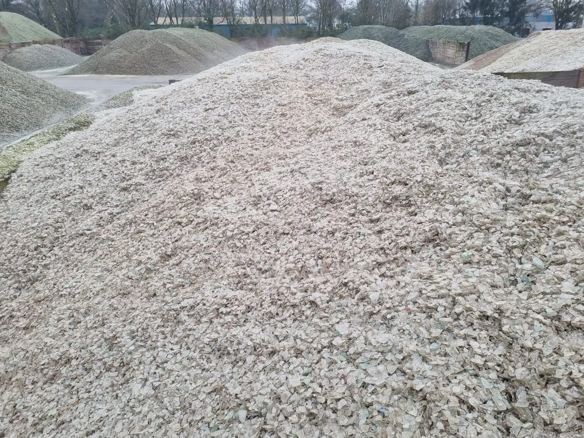 High Quality Clean Recycled Clear Crushed Glass Cullet