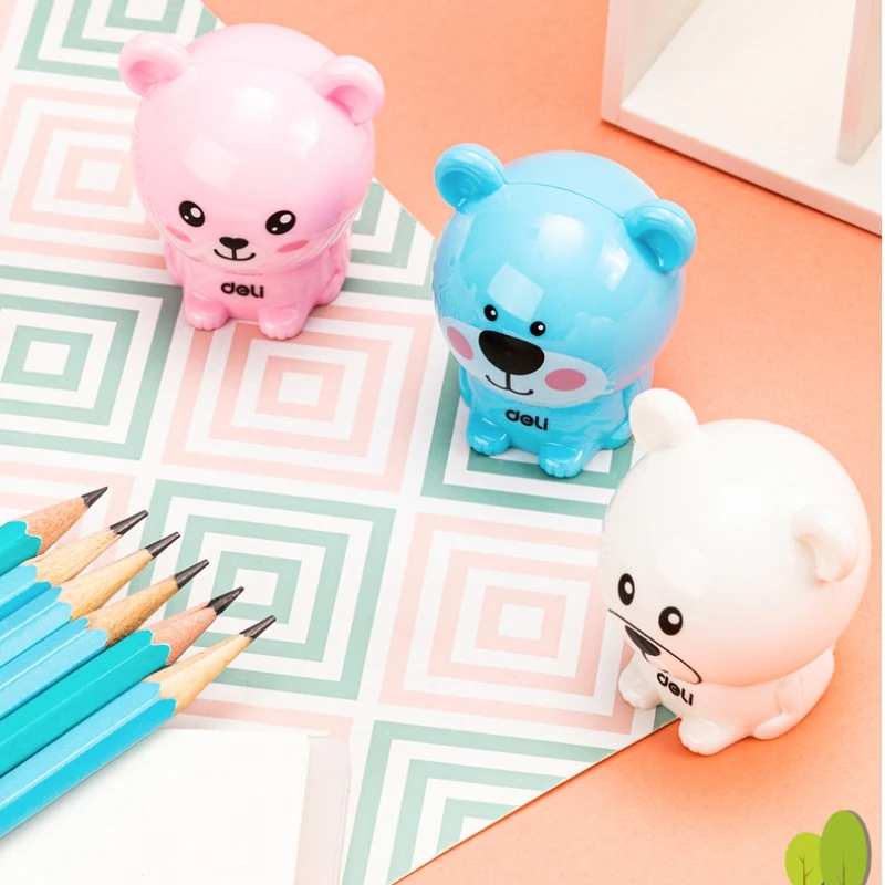 Deli 0573 Mini Hand-Operated Pencil Sharpener - Cute Bear