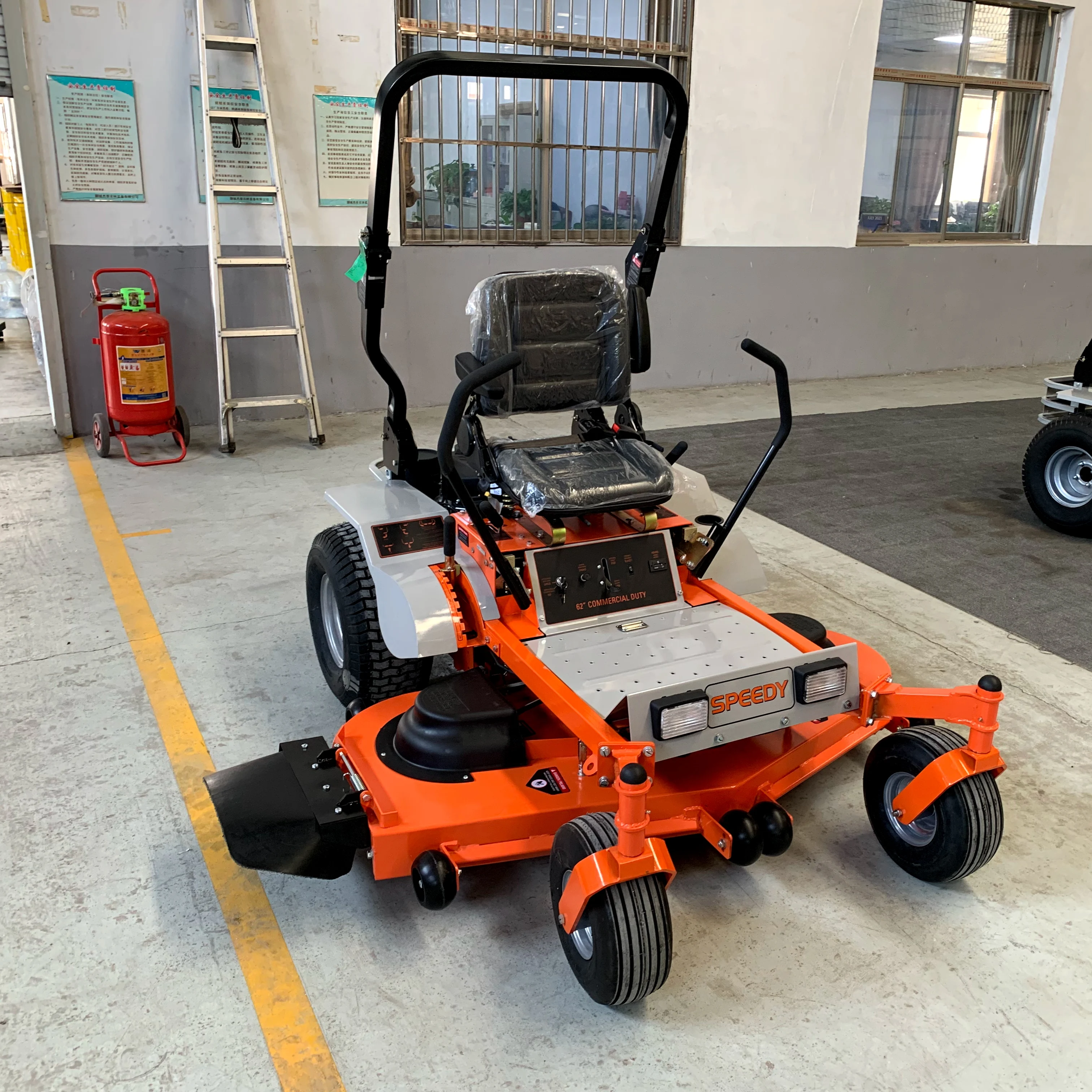 Zero Turn Lawn Mower Driving Lawn Mower With 25hp Gasoline Engine 360 ...