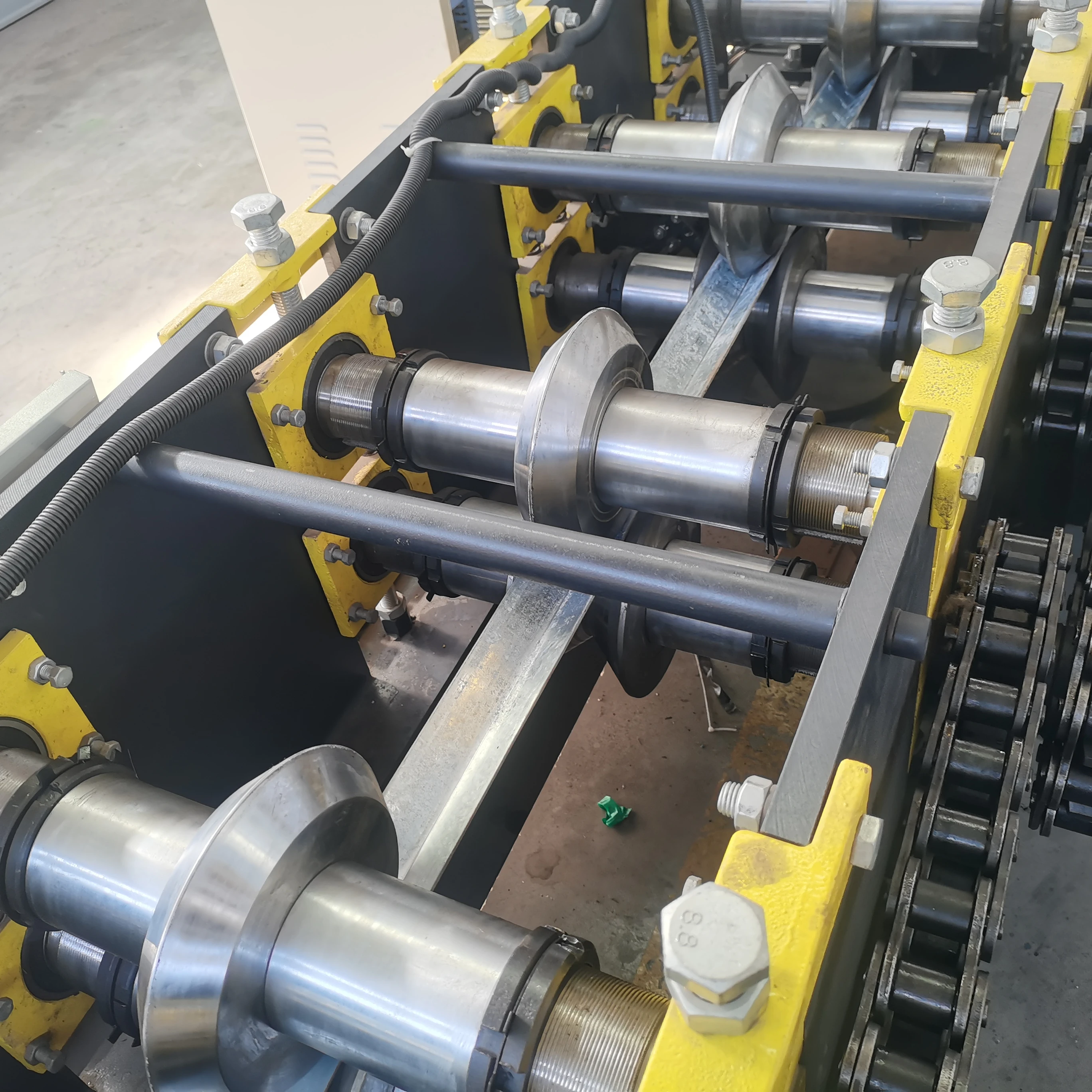 Alibaba.com: Iron Making Sheet Metal Radius Angle Roll Forming Machines ...