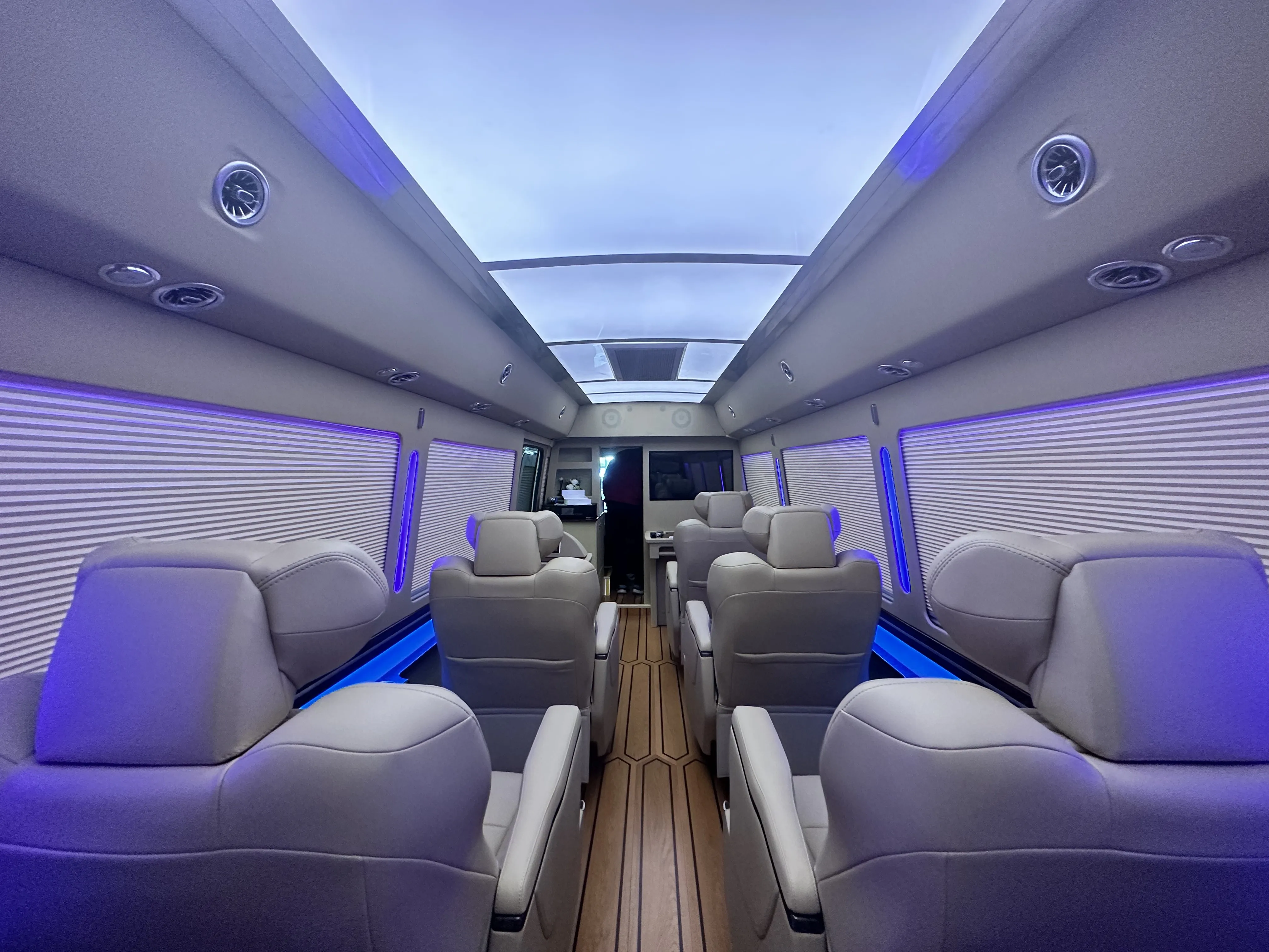 Luxury Bus Costa Ankai Electric K7 Mini Bus 2024 New Design - Buy Vip ...