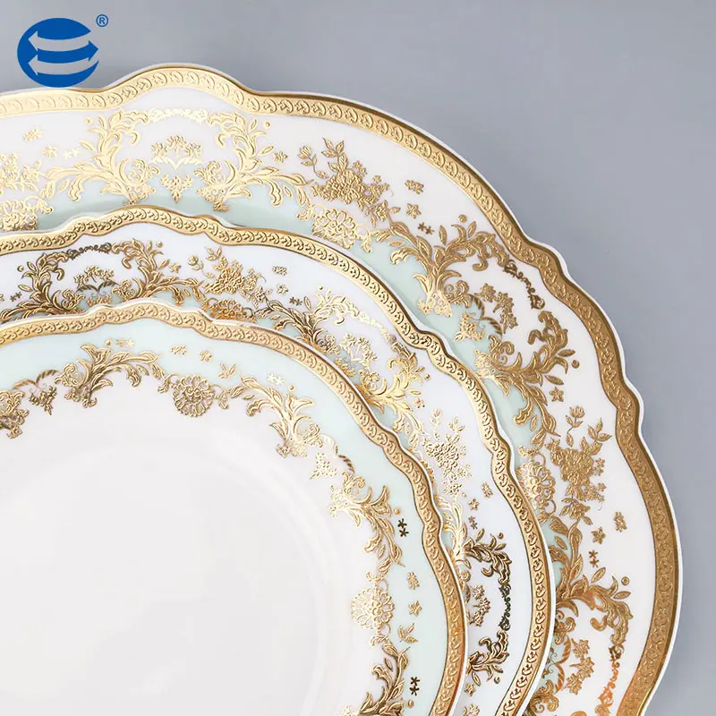 Luxury Golden Porcelain Dinnerware Sets - Elegant & Durable