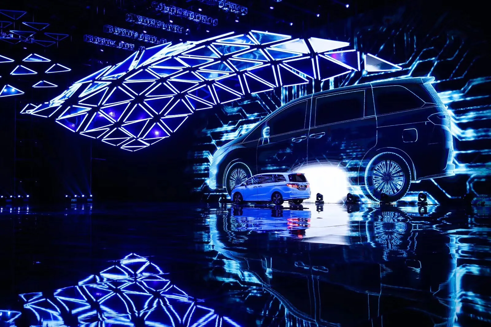 Kinetic Lights Winch Price Led Pixel Tube Strip Stage Light Hoist Crane ...