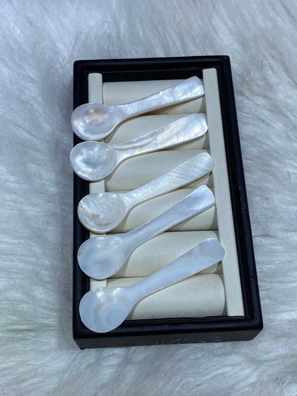 Economical Practical Cheap Natural Mother of Pearl Shell Spoon