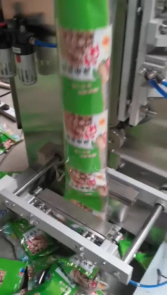 Viral Videos & Demos On As video shows the vertical packing machine to ...
