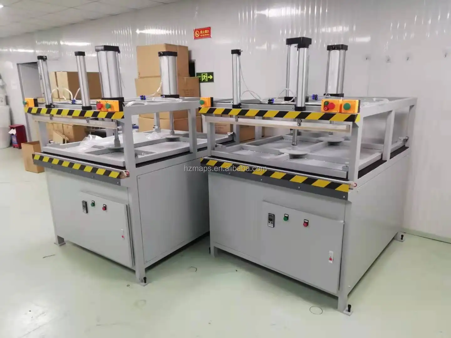 Maps Automatic Flow Pack Machine High Speed Pillow Coding Sofit Bed ...