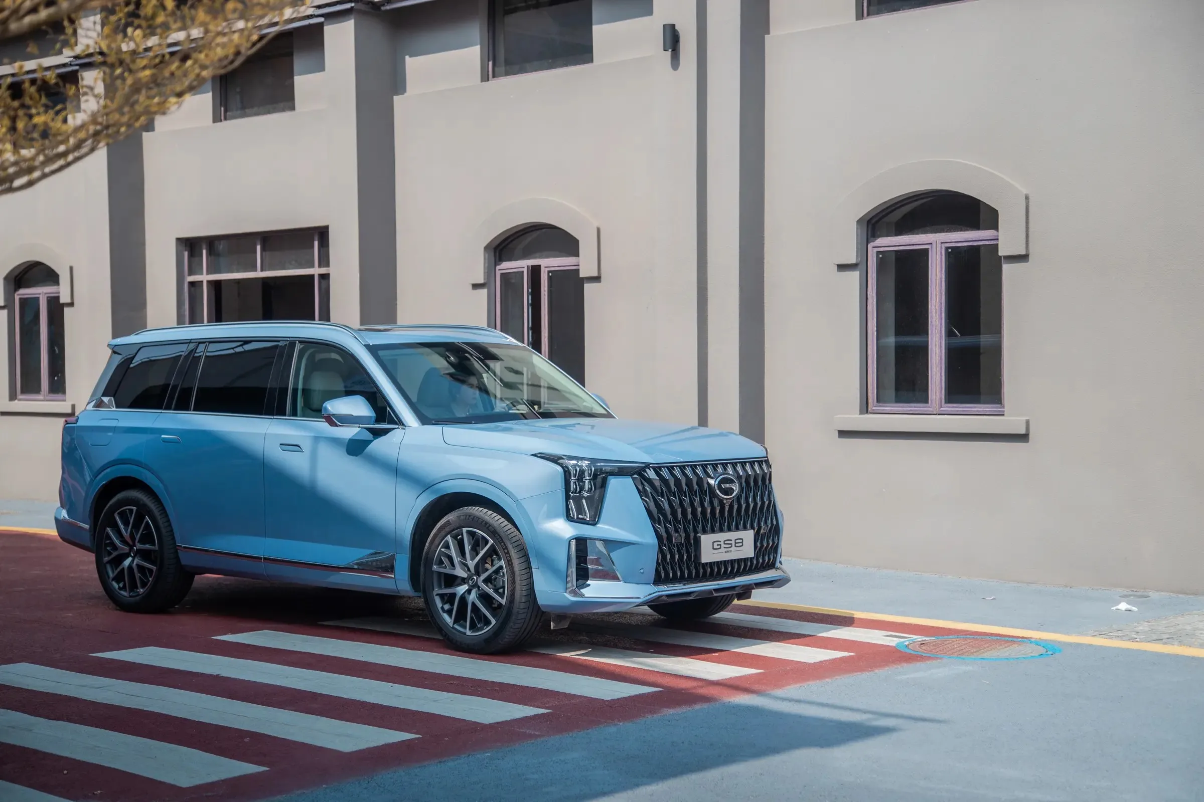 GAC Trumpchi GS8 AWD - Premium SUV with LED, Electric, and Turbo