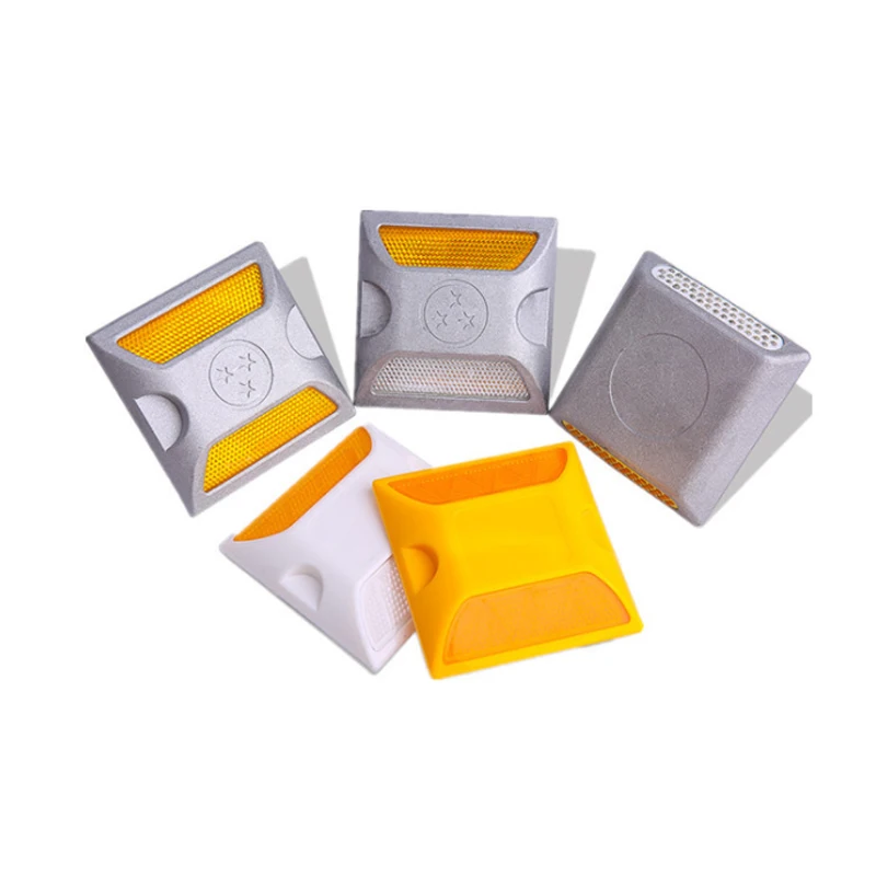 3m Reflective Plastic Cat Eyes Road Reflectors - Safebuild